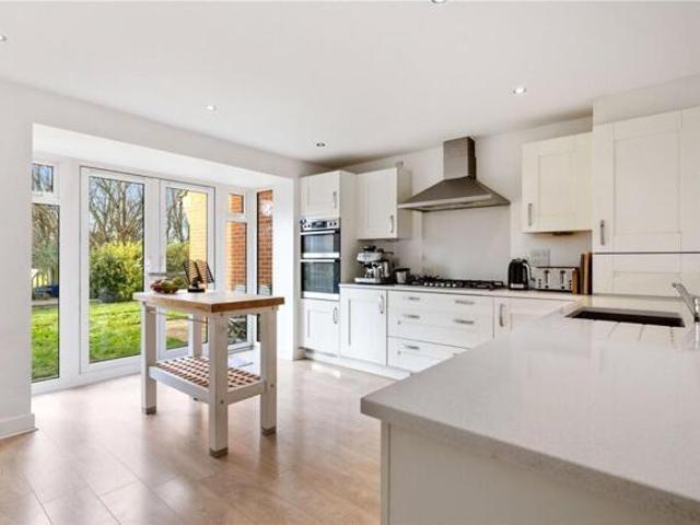 For Sale 4 Bedroom House Bognor Regis West Sussex DLS99054705