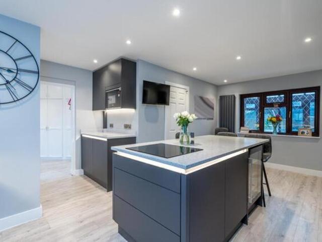 For Sale 4 Bedroom House Bognor Regis West Sussex DS98903649