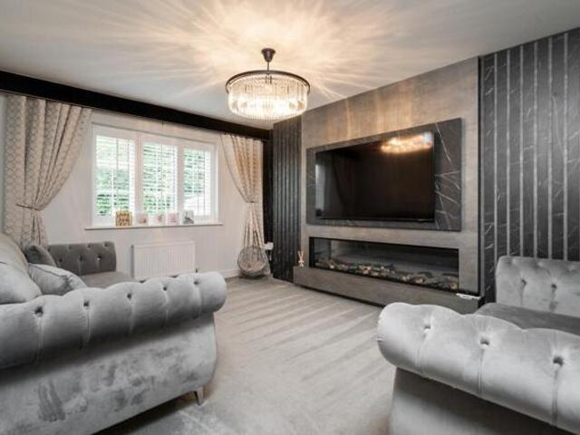 For Sale 4 Bedroom House Bolton Bolton DLS100615309