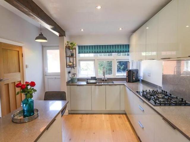 For Sale 4 Bedroom House Battle East Sussex DS101351705