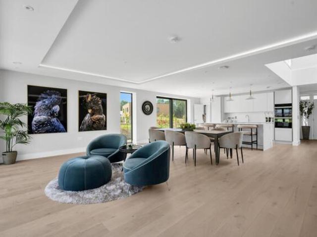 For Sale 4 Bedroom House Banstead Surrey DLS101777738