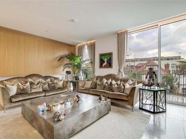 For Sale 4 Bedroom House Barnet Greater London DLS100426012