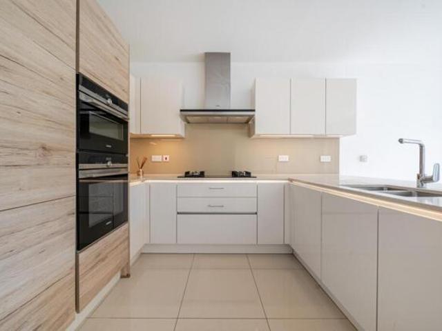 For Sale 4 Bedroom House Barnet Greater London DLS101351859