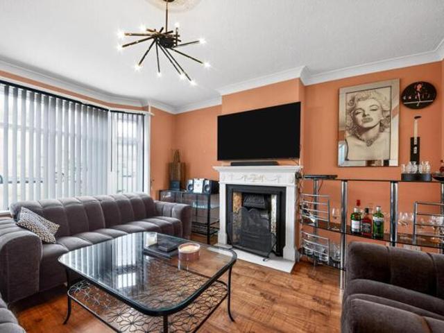 For Sale 4 Bedroom House Barnet Greater London DLS99773556