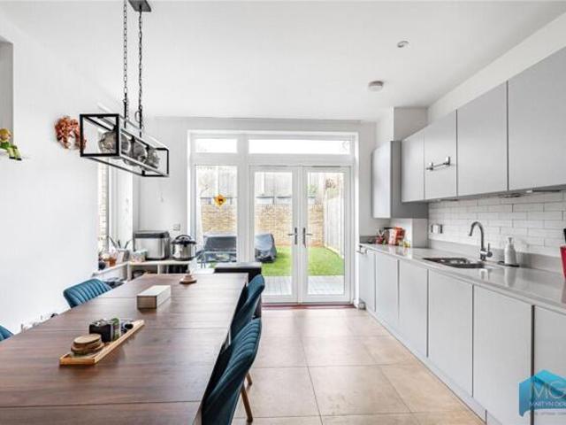 For Sale 4 Bedroom House Barnet Greater London DS100191812