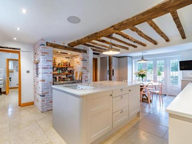 For Sale 4 Bedroom House Bedford Borough Bedford Borough DS98834390