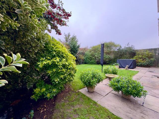 For Sale 4 Bedroom House Beeston Nottinghamshire DS99642031
