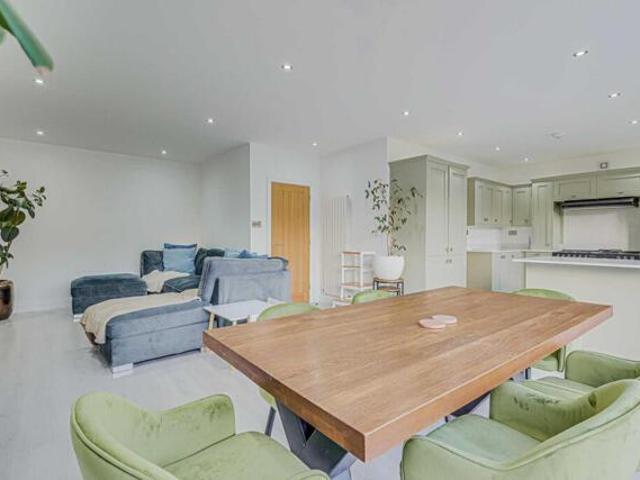 For Sale 4 Bedroom House Benfleet Essex DLS99641967