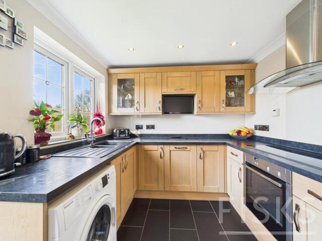 For Sale 4 Bedroom House Benfleet Essex DS98765654