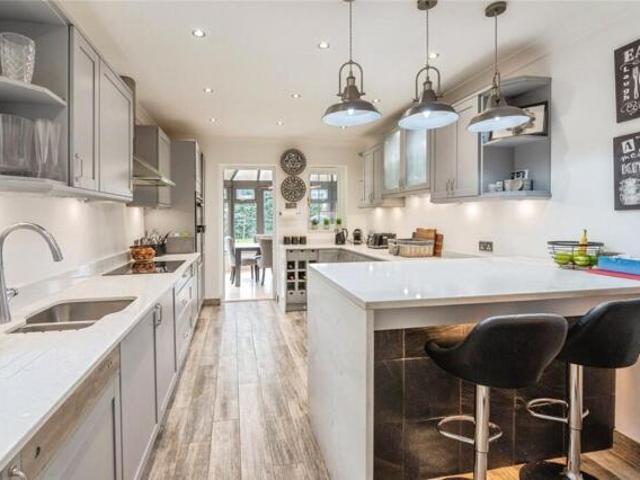For Sale 4 Bedroom House Billericay Essex DLS100685381