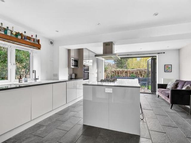 For Sale 4 Bedroom House Binfield Bracknell Forest DS100733783