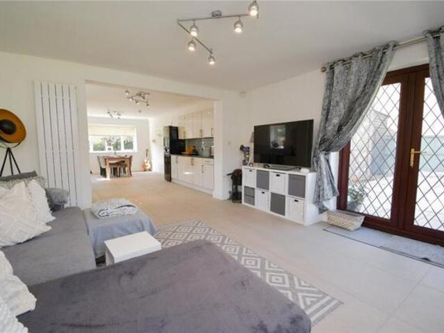 For Sale 4 Bedroom House Birkenhead Merseyside DLS101059951