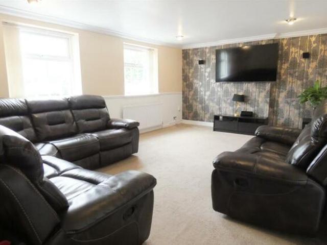 For Sale 4 Bedroom House Birmingham West Midlands DLS100578929