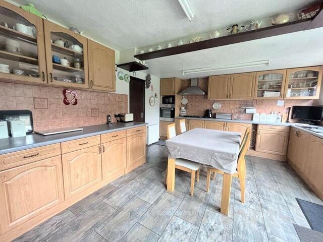 For Sale 4 Bedroom House Birmingham West Midlands DLS99986441