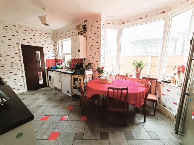 For Sale 4 Bedroom House Birmingham West Midlands DS101060302
