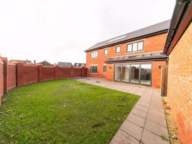 For Sale 4 Bedroom House Blackpool Lancashire DLS99345219