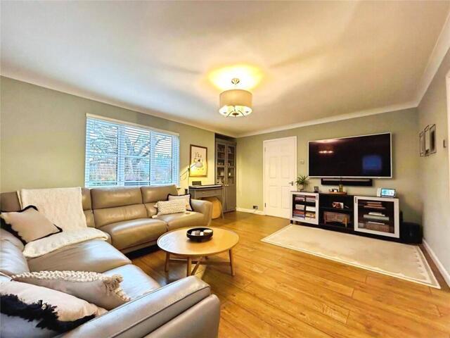 For Sale 4 Bedroom House Bracknell Bracknell Forest DLS101168195