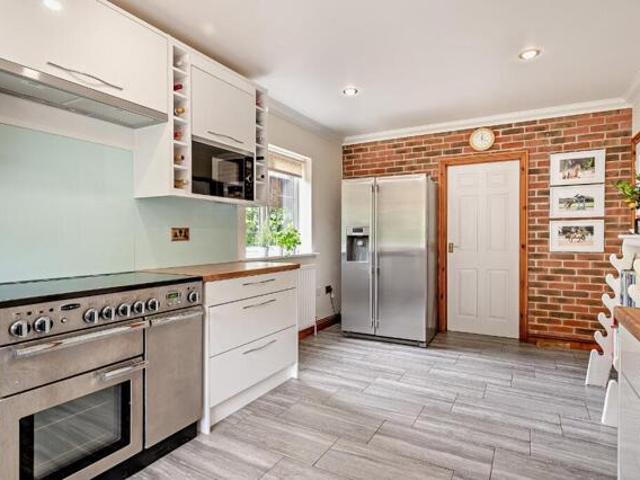 For Sale 4 Bedroom House Bradfield Southend Bradfield Southend DS100786702