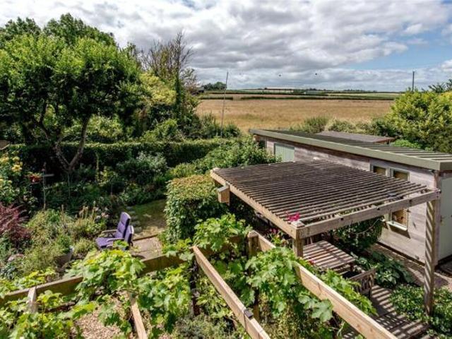For Sale 4 Bedroom House Bridgwater Somerset DLS101955423