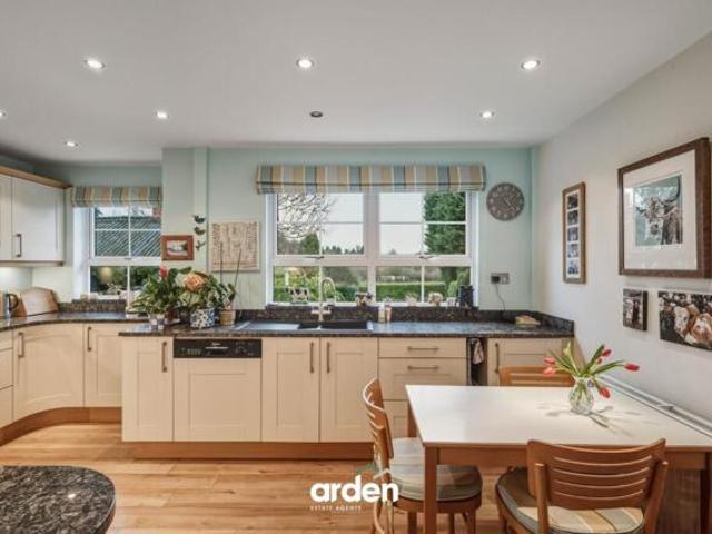 For Sale 4 Bedroom House Bromsgrove Worcestershire DLS99436800