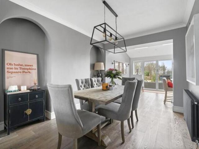 For Sale 4 Bedroom House Buckhurst Hill Essex DLS100398231
