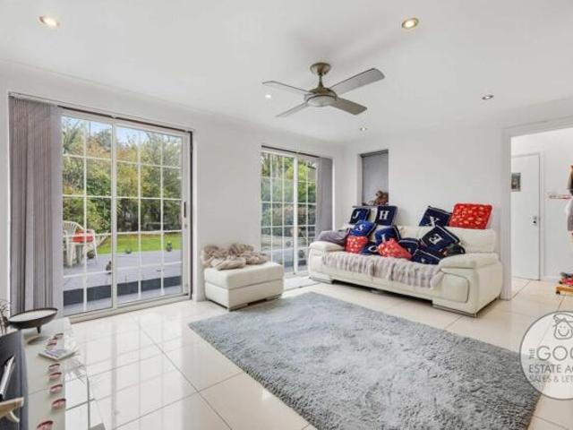 For Sale 4 Bedroom House Buckhurst Hill Essex DLS100398342