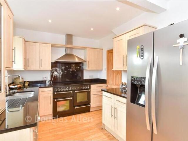 For Sale 4 Bedroom House Buckhurst Hill Essex DLS99986648