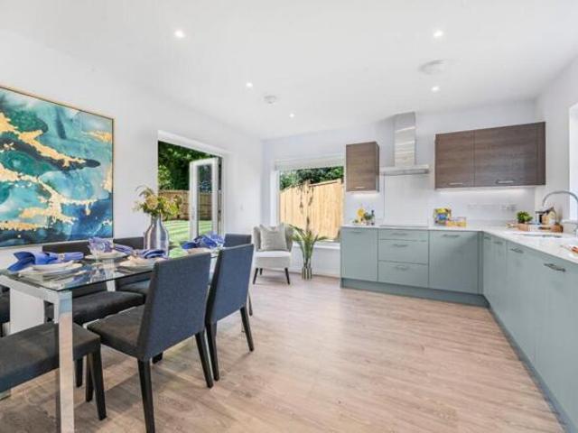 For Sale 4 Bedroom House Burgess Hill West Sussex DLS101996299