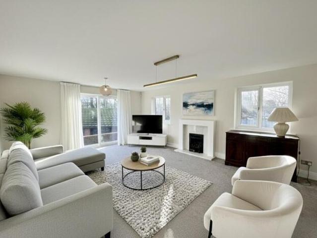 For Sale 4 Bedroom House Bury Bury DS99029474
