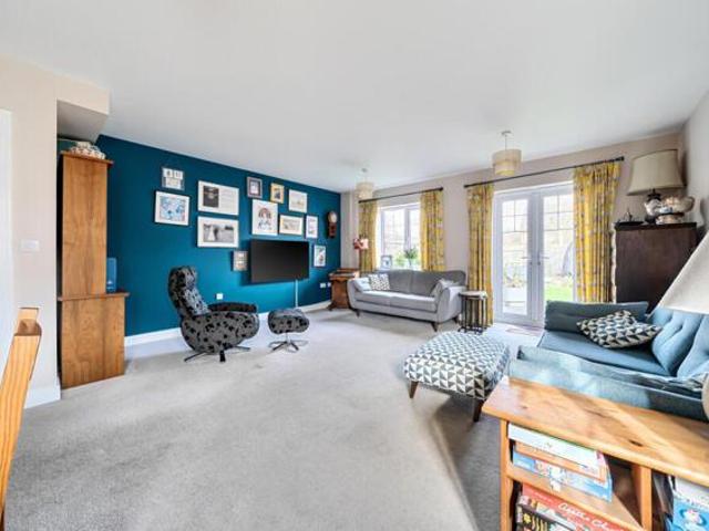 For Sale 4 Bedroom House Godalming Surrey DLS101059736