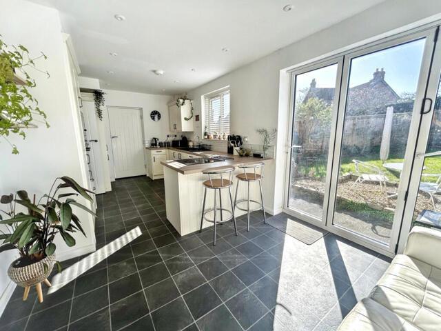For Sale 4 Bedroom House Gateshead Gateshead DLS101892391