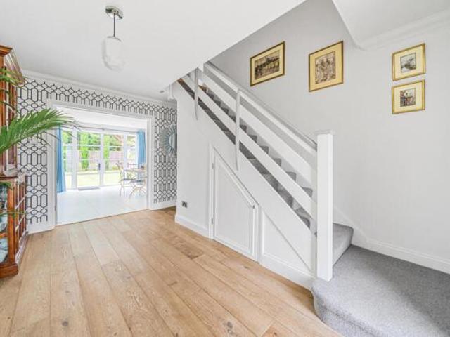 For Sale 4 Bedroom House Gerrards Cross Buckinghamshire DS100191928