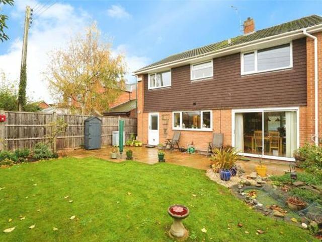 For Sale 4 Bedroom House Gloucester Gloucestershire DLS98903510