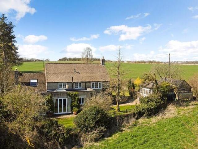 For Sale 4 Bedroom House Gloucester Gloucestershire DS98262951