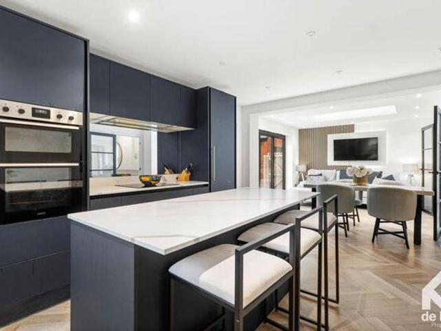For Sale 4 Bedroom House Gloucestershire Gloucestershire DLS101675145