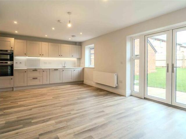 For Sale 4 Bedroom House Gloucestershire Gloucestershire DLS102023837