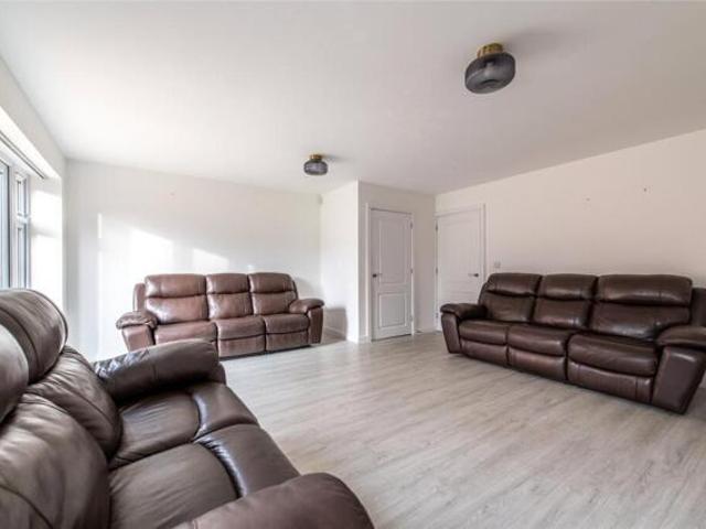 For Sale 4 Bedroom House Gravesend Kent DS98119237