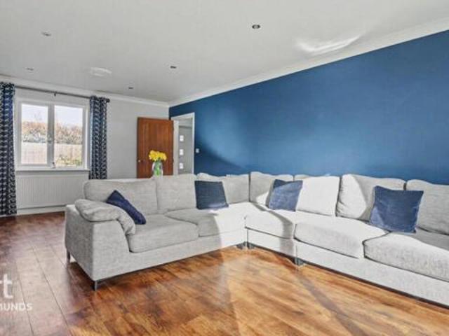 For Sale 4 Bedroom House Great Barton Great Barton DS99952364
