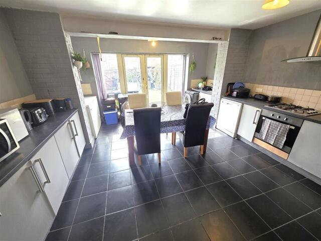 For Sale 4 Bedroom House Great Oakley Great Oakley DLS100158593