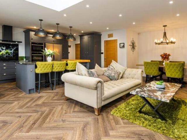 For Sale 4 Bedroom House Grimsby North East Lincolnshire DLS98969173