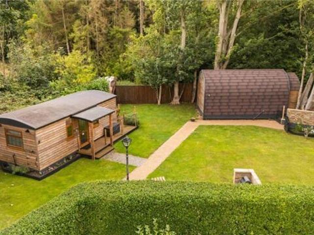 For Sale 4 Bedroom House Grimsby North East Lincolnshire DLS101678069