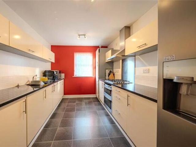 For Sale 4 Bedroom House Guiseley West Yorkshire DS99437317