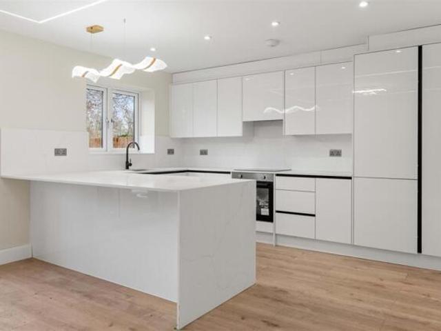 For Sale 4 Bedroom House Dovedale Derbyshire DS99204246