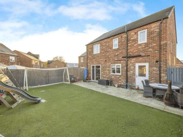 For Sale 4 Bedroom House Doncaster Doncaster DLS100024076