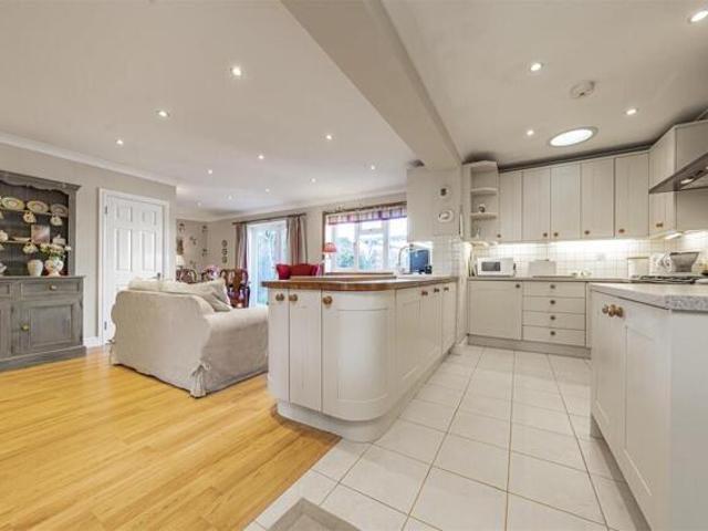 For Sale 4 Bedroom House Datchet Berkshire DS101060292
