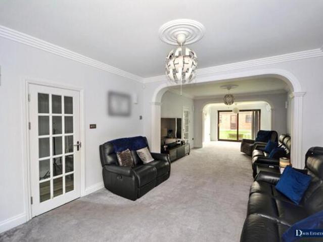 For Sale 4 Bedroom House Dagenham Greater London DLS101316212