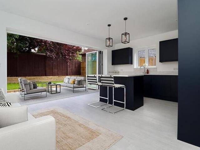 For Sale 4 Bedroom House Deal Kent DS99290545