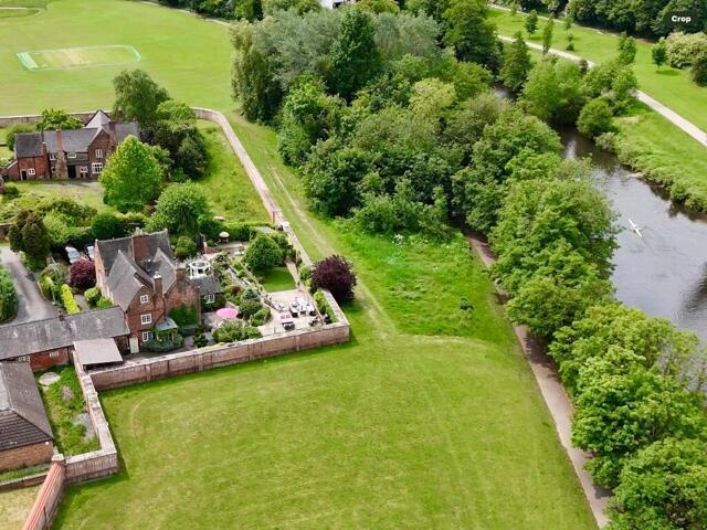 For Sale 4 Bedroom House Derby Derby DLS97137486