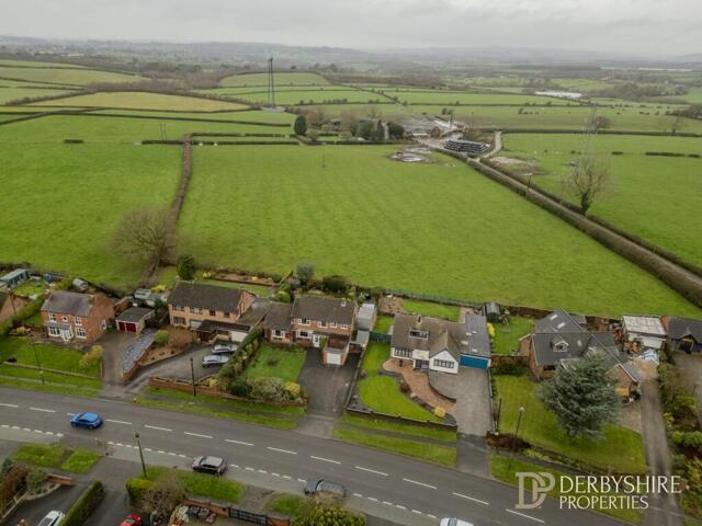 For Sale 4 Bedroom House Derbyshire Derbyshire DLS99029019