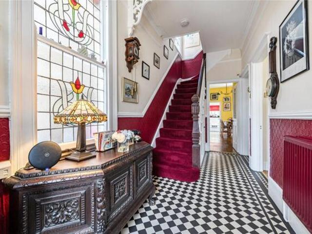 For Sale 4 Bedroom House Enfield Greater London DLS101675797